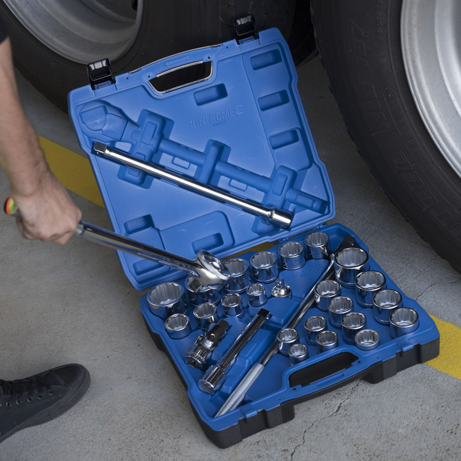 Socket Set 28 Piece 3/4" Drive - Metric & Imperial - Kincrome Tools ...